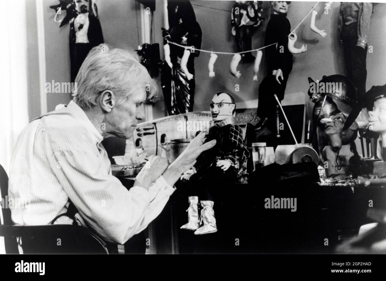 PUPPET MASTER: EVIL COMES IN ALL SIZES, William Hickey, 1989. © Full ...