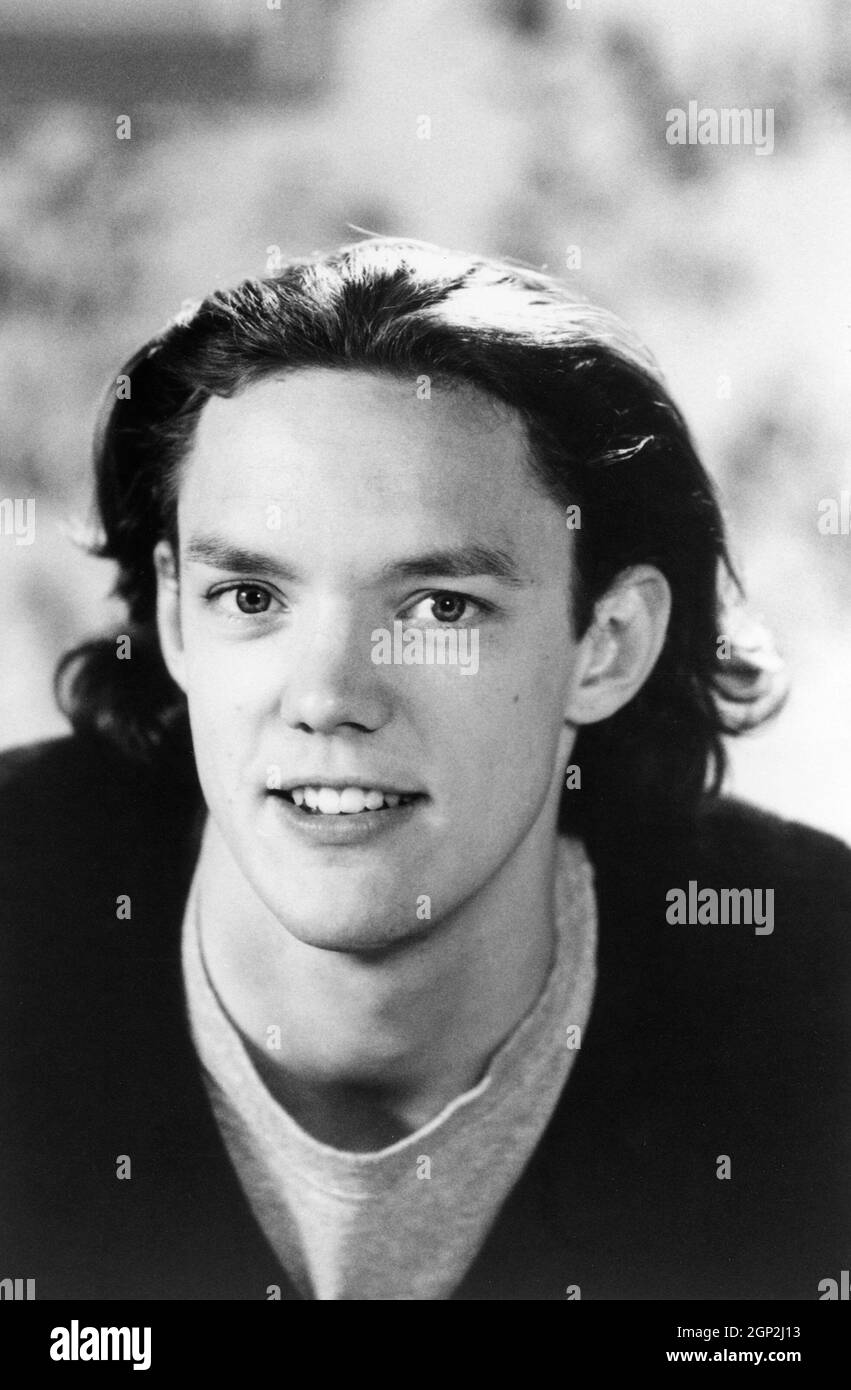 SERIAL MOM, Matthew Lillard, 1994. ph: Phillip Caruso / © Savoy ...