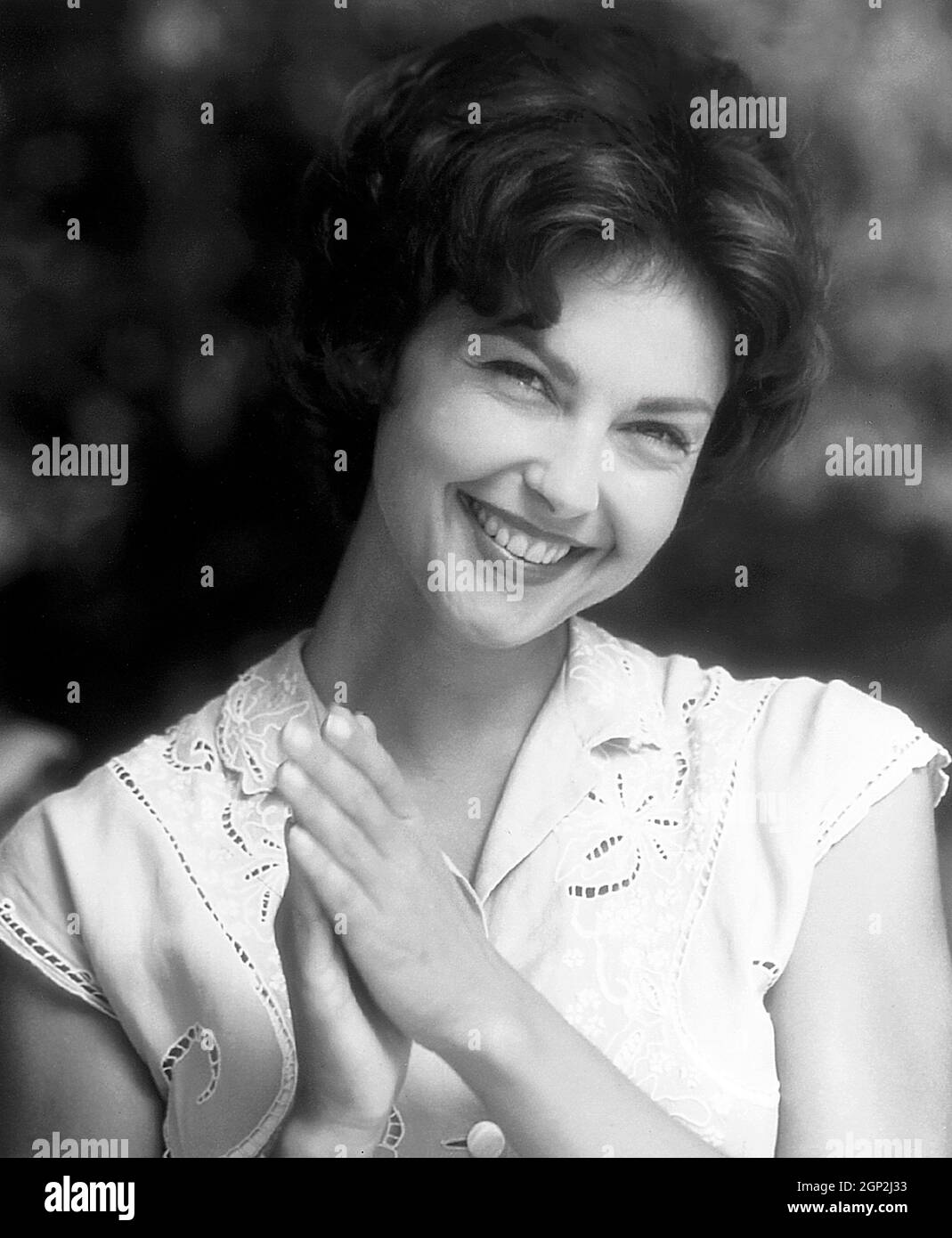 Simon Birch Ashley Judd 1998 Ph Alan Markfield © Buena Vista Pictures Courtesy Everett
