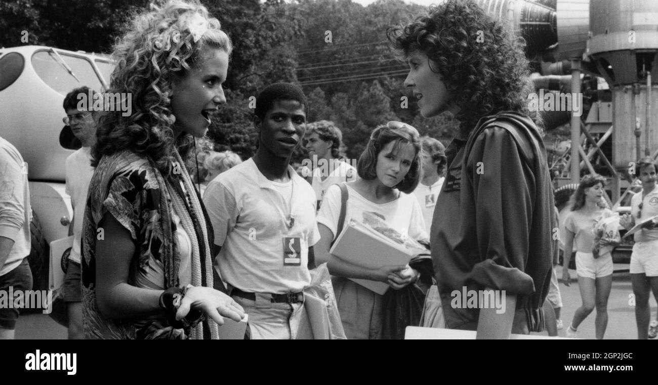 SPACECAMP, from left: Kelly Preston, Larry B. Scott, Lea Thompson, Kate ...