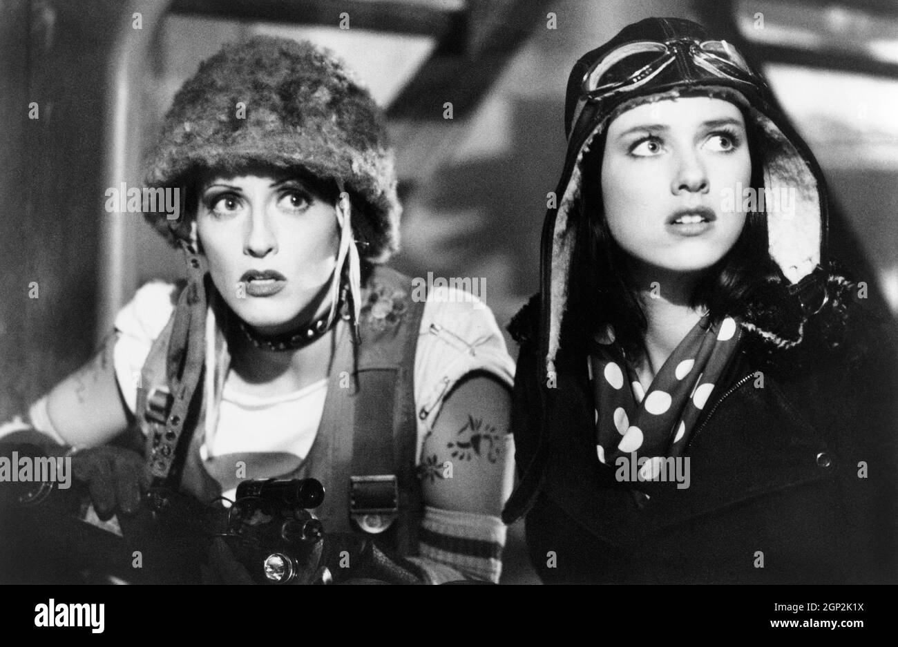 TANK GIRL, from left: Lori Petty, Naomi Watts, 1995. ph: Suzanne Tenner ...