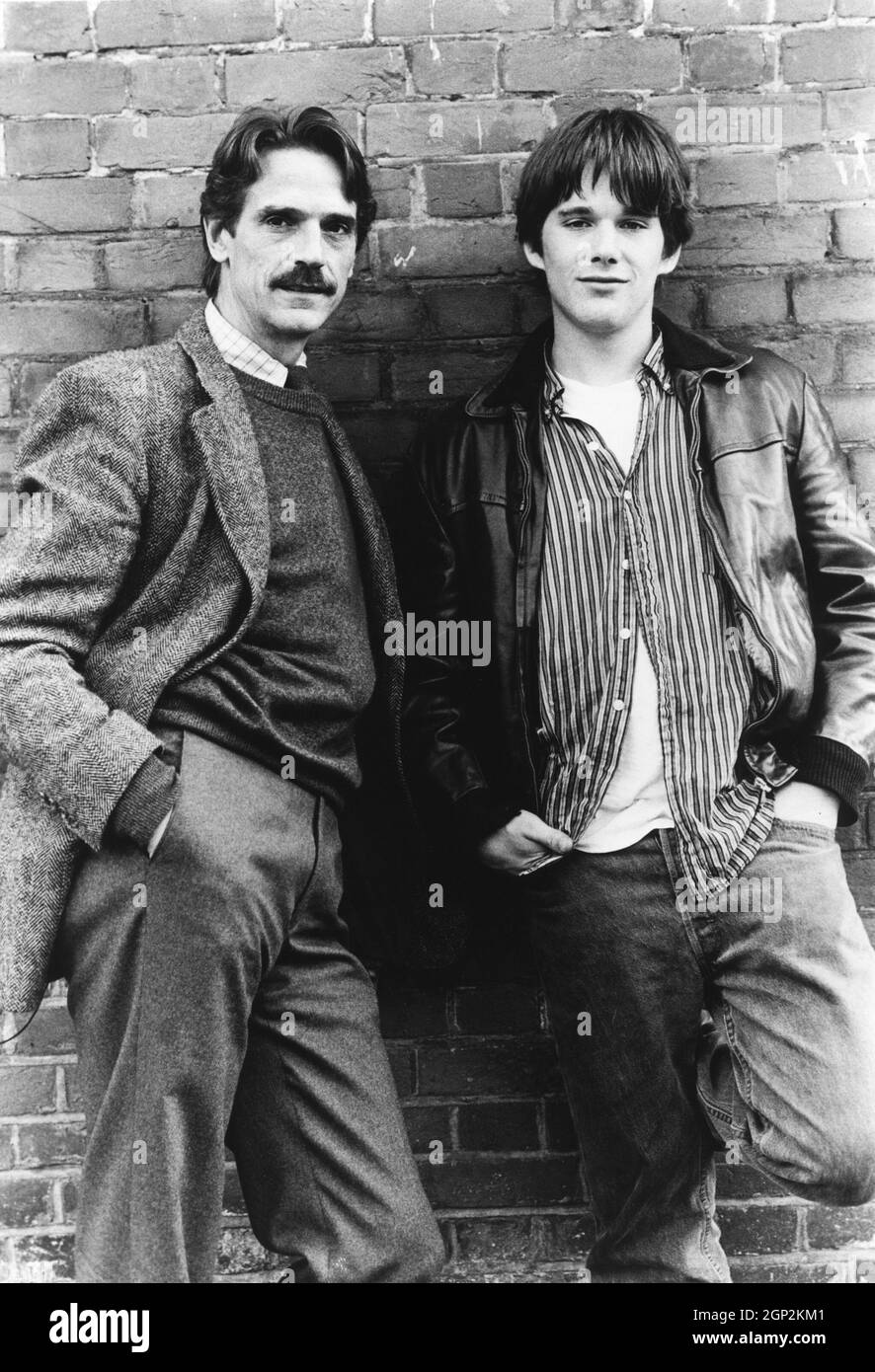 WATERLAND, from left: Jeremy Irons, Ethan Hawke, 1992. ph: © Fine Line ...