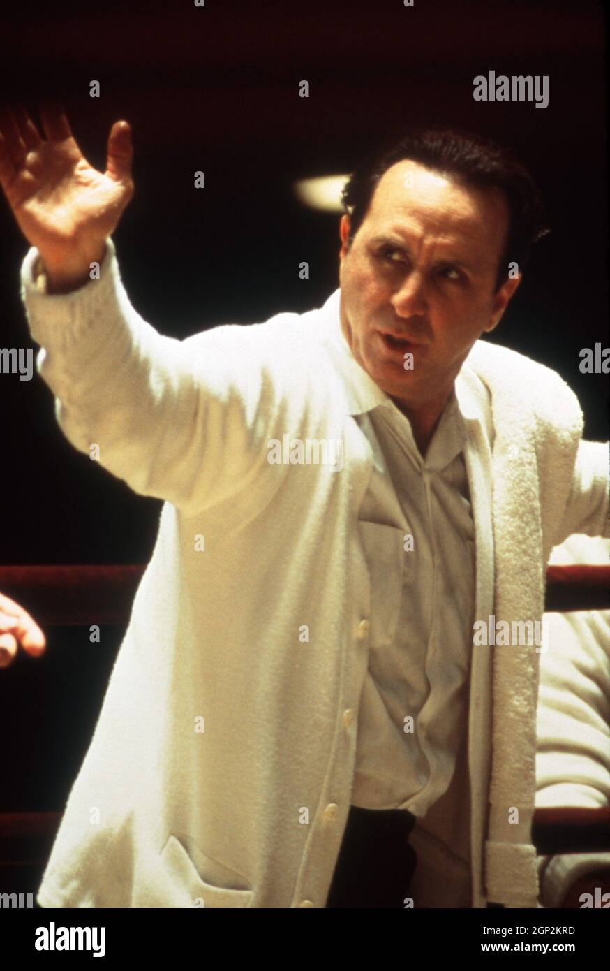 ALI, Ron Silver as Angelo Dundee, 2001. © Columbia Pictures / Courtesy ...