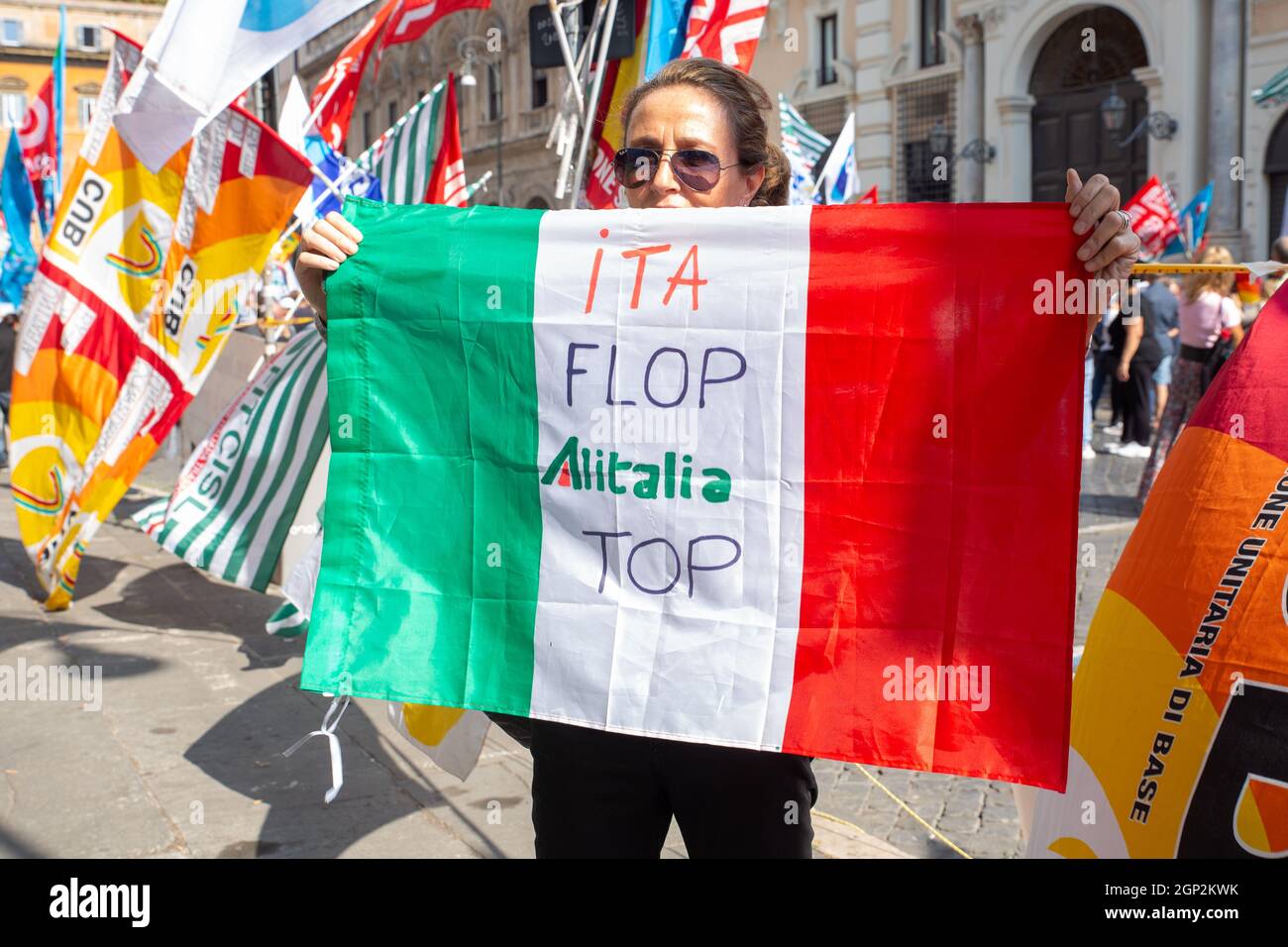 Usa and italy negotiations hi-res stock photography and images - Alamy