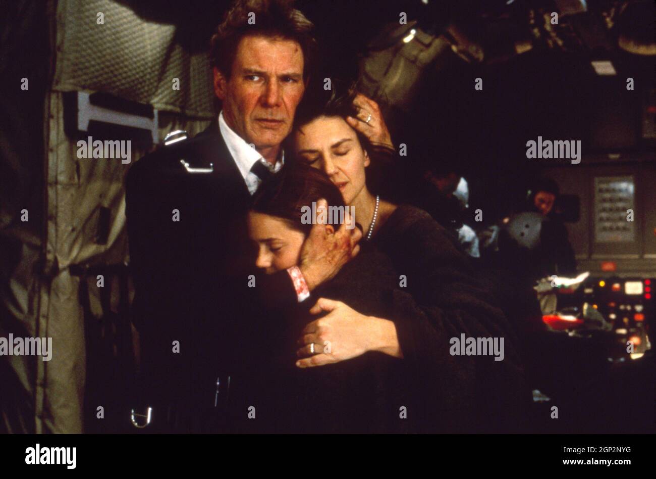 AIR FORCE ONE, from left: Harrison Ford, Liesel Matthews, Wendy Crewson ...