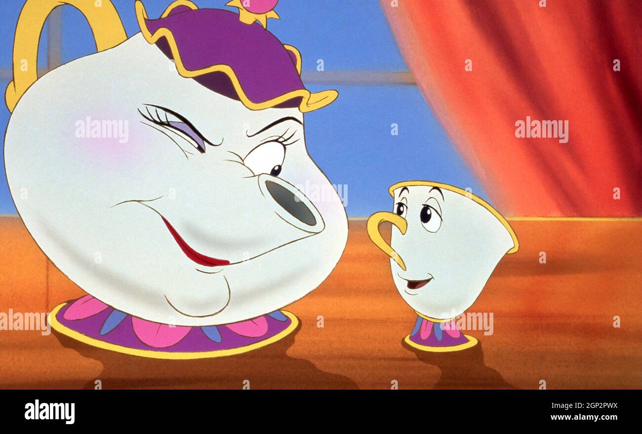BEAUTY AND THE BEAST, BEAUTY AND THE BEAST, from left: , Mrs. Potts ...