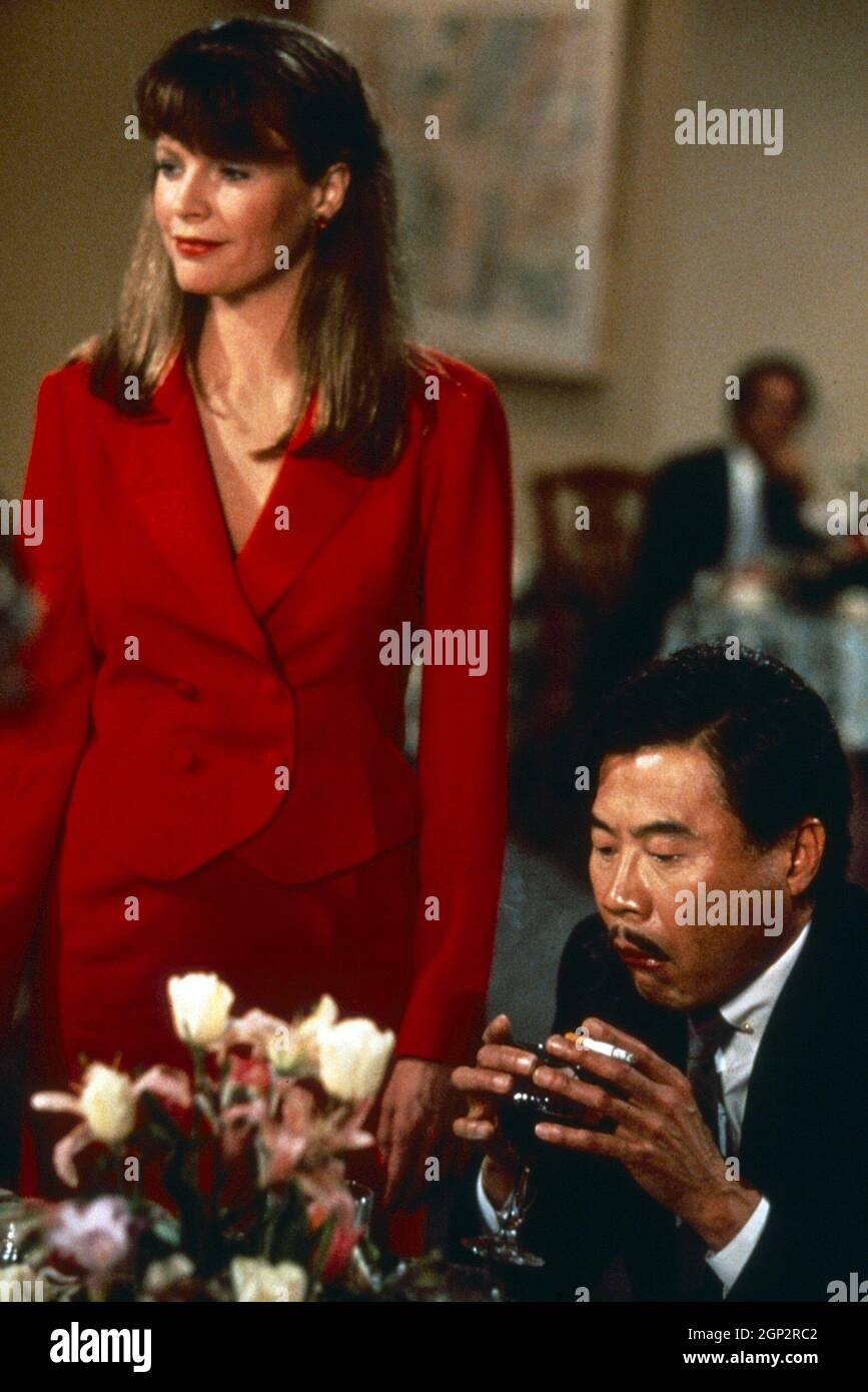 BLIND DATE, from left: Kim Basinger, Sab Shimono, 1987. © TriStar ...