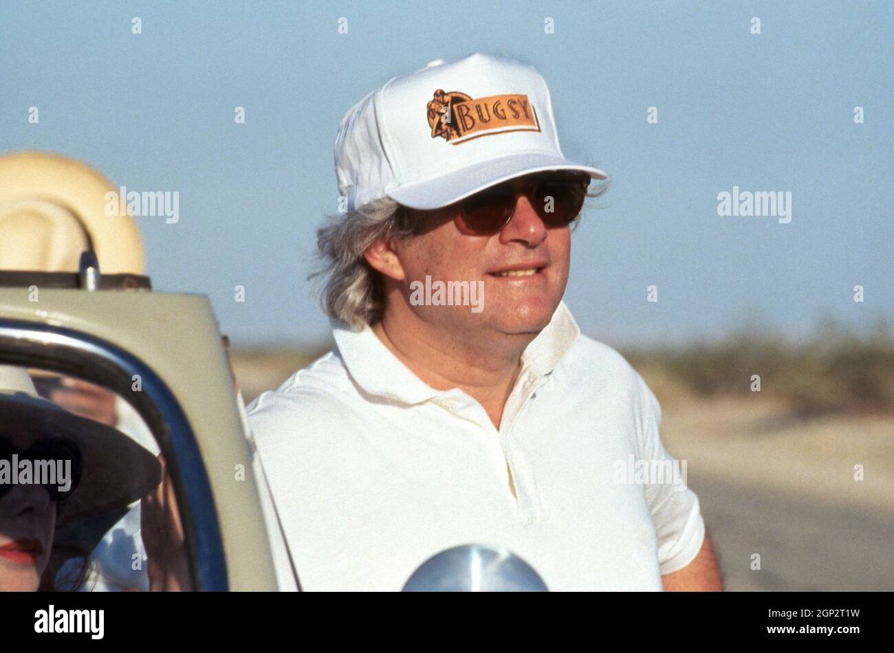 BUGSY, from left: Annette Bening, director Barry Levinson on set ...