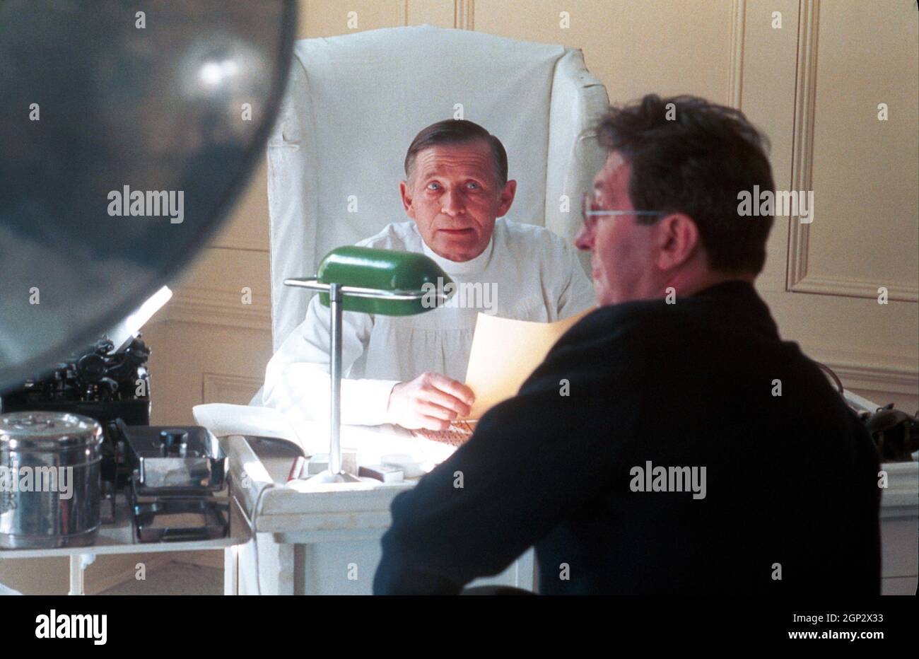 DIVIDED WE FALL, from top: Martin Huba, Bolek Polívka, 2000. © Sony ...