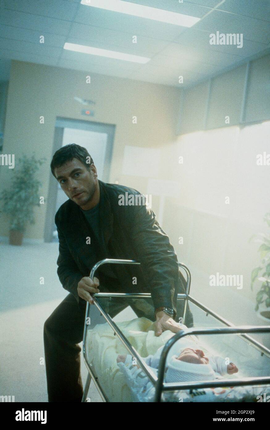 DOUBLE TEAM, Jean-Claude Van Damme, 1997. ph: © Columbia Pictures ...