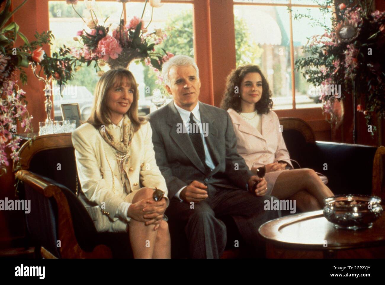 FATHER OF THE BRIDE PART II, from left: Diane Keaton, Steve Martin ...