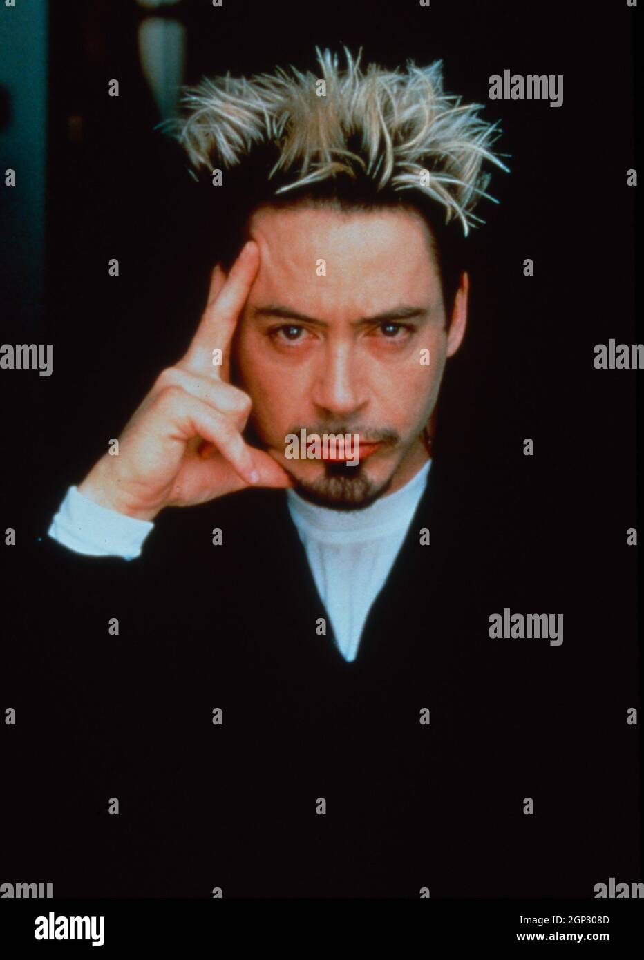 FRIENDS & LOVERS, Robert Downey Jr., 1999. © Lions Gate / courtesy ...