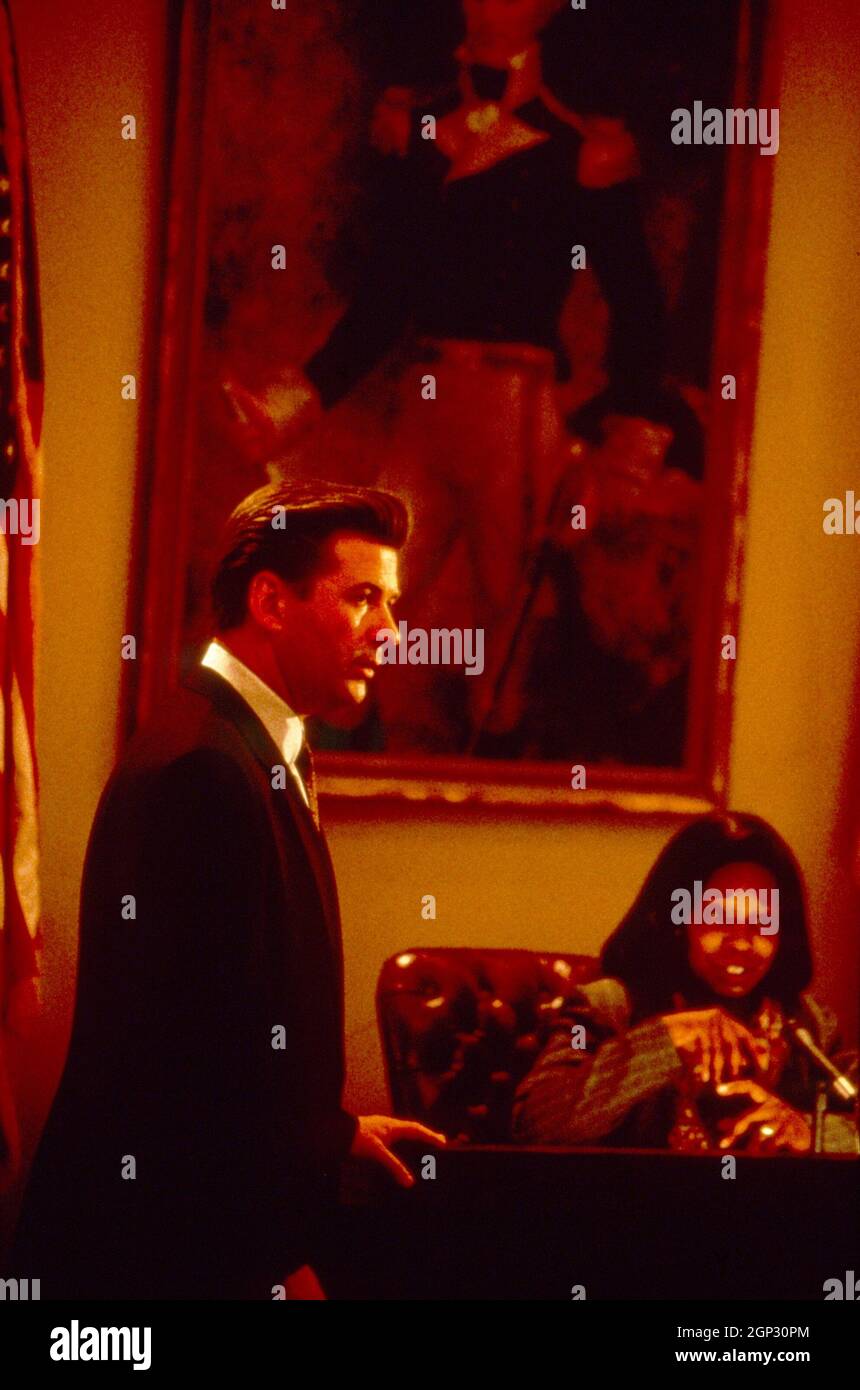 GHOSTS OF MISSISSIPPI, from left: Alec Baldwin as Bobby DeLaughter ...