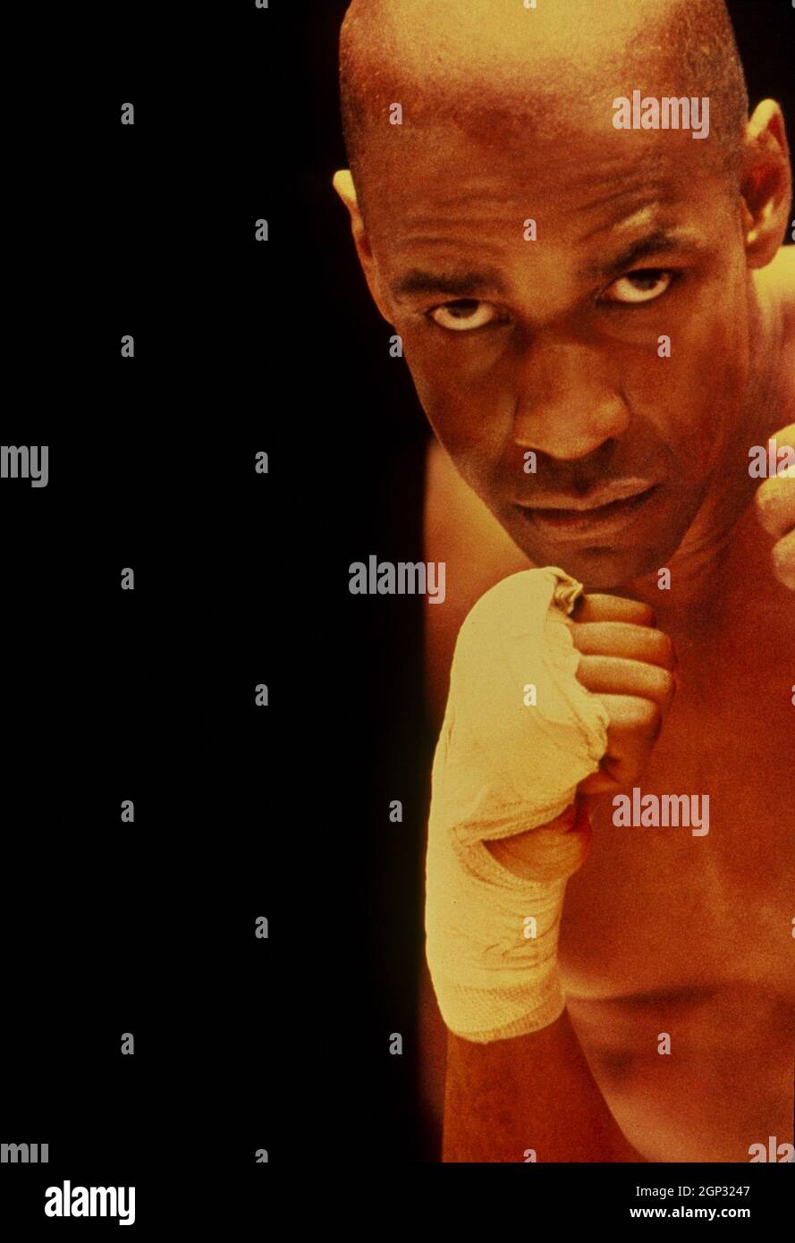 THE HURRICANE, poster art, Denzel Washington, 1999. Photo: © Universal ...