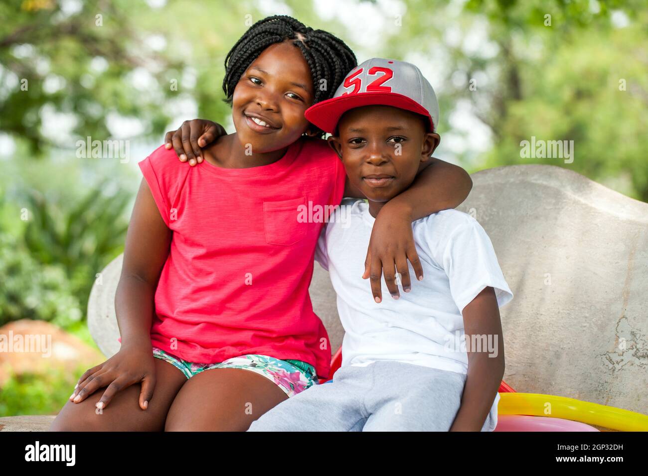 African kids playing in the park hi-res stock photography and images ...