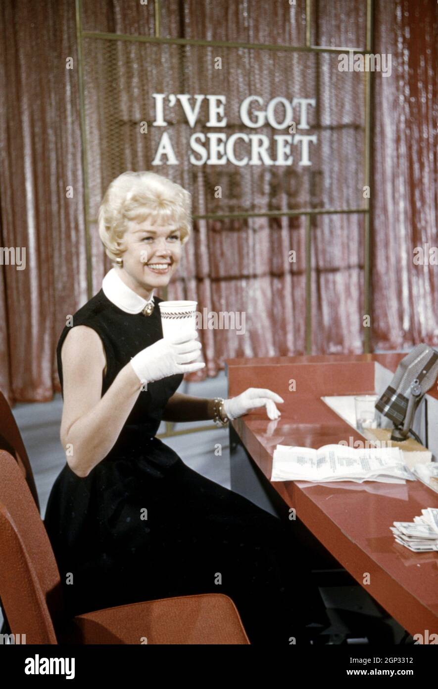 IT HAPPENED TO JANE, Doris Day, on-set, 1959 (photo by Hy Peskin Stock ...