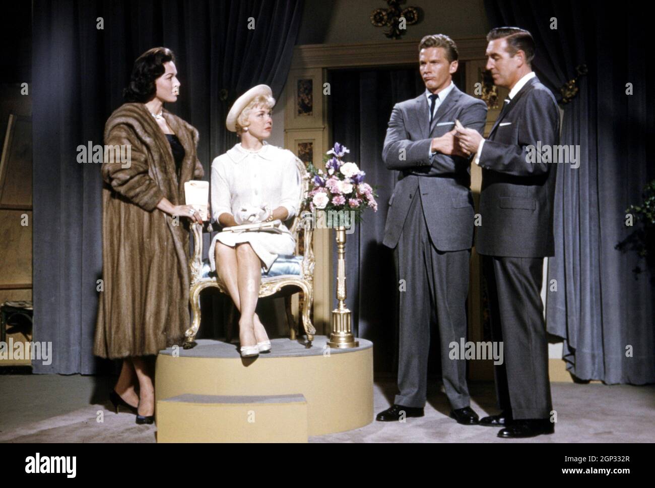 IT HAPPENED TO JANE, from left, Bess Myerson, Doris Day, Steve Forrest ...