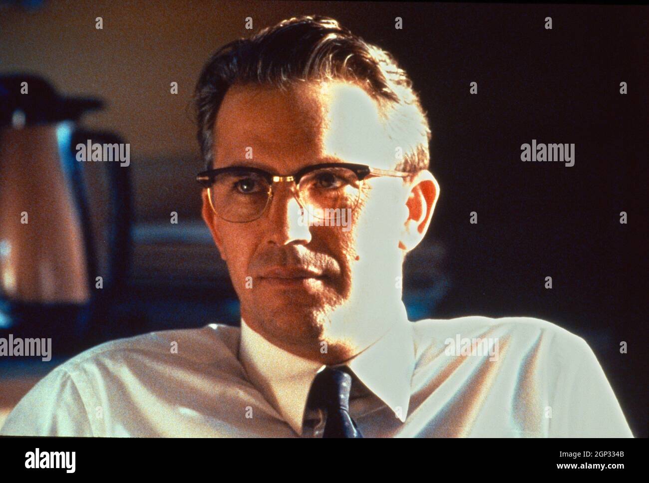 JFK, Kevin Costner, 1991. © Warner Bros./ Courtesy: Everett Collection ...