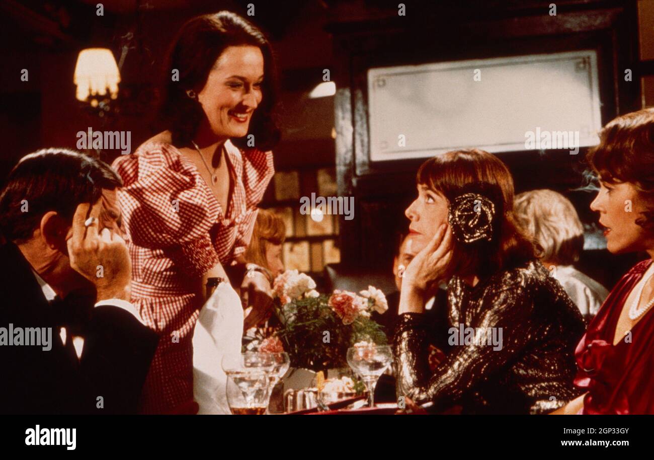 JULIA, second from left: Meryl Streep, fourth from left: Jane Fonda, 1977. © 20th Century Fox ...