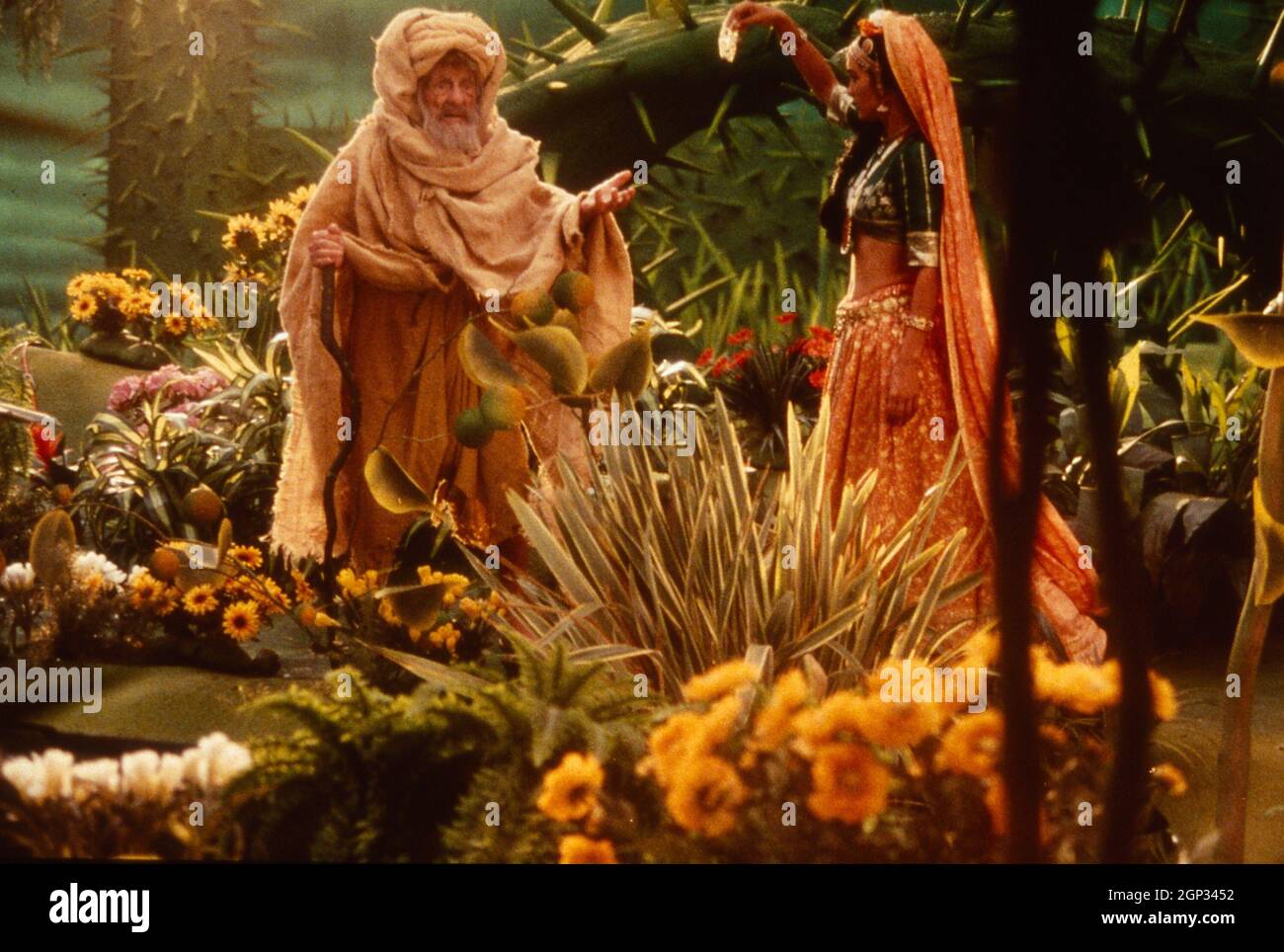 A LITTLE PRINCESS, from left: David Fresco, Alison Moir, 1995. © Warner ...