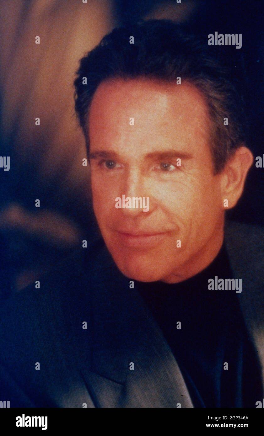 LOVE AFFAIR, Warren Beatty, 1994. © Warner Bros. / courtesy Everett ...