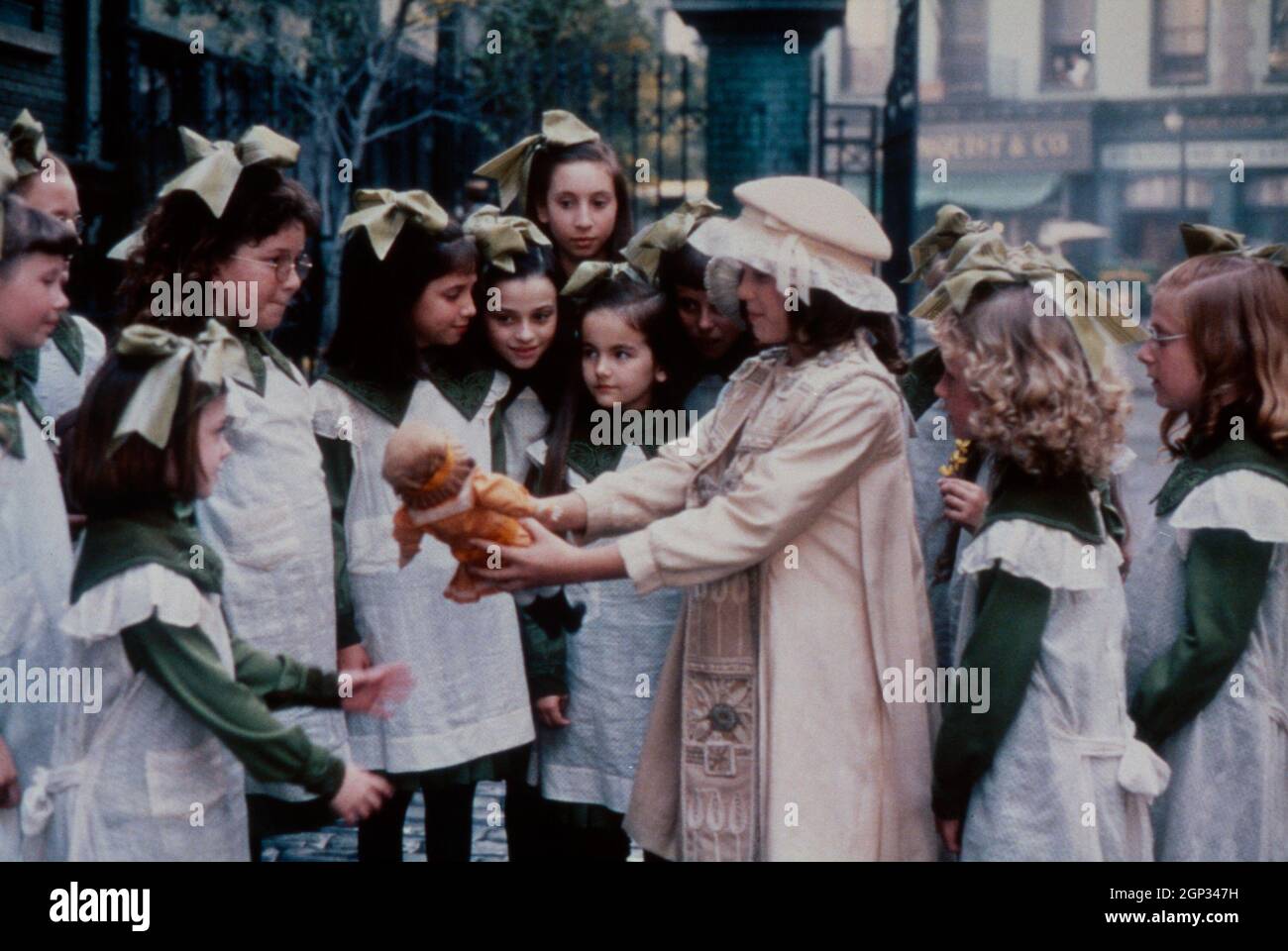 A LITTLE PRINCESS, center: Liesel Matthews, 1995. © Warner Bros ...