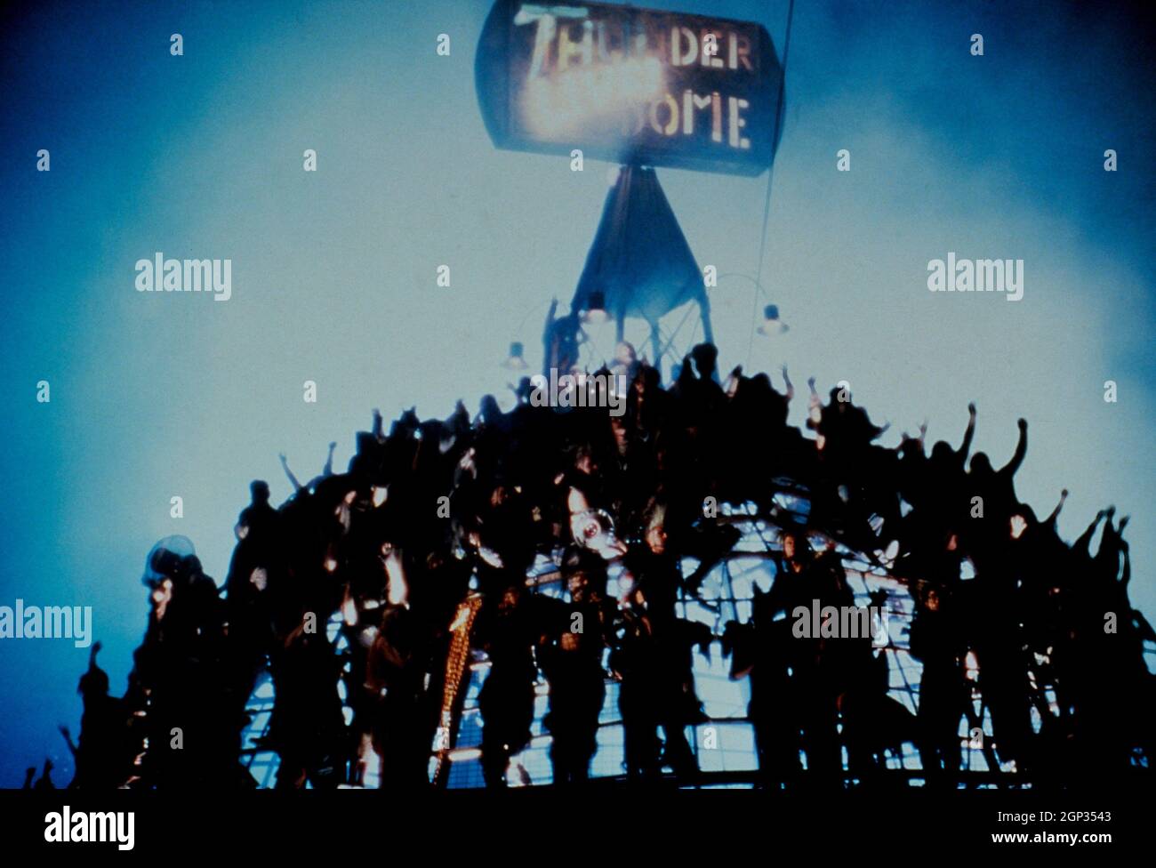 MAD MAX BEYOND THUNDERDOME, 1985. © Warner Bros. / courtesy Everett ...