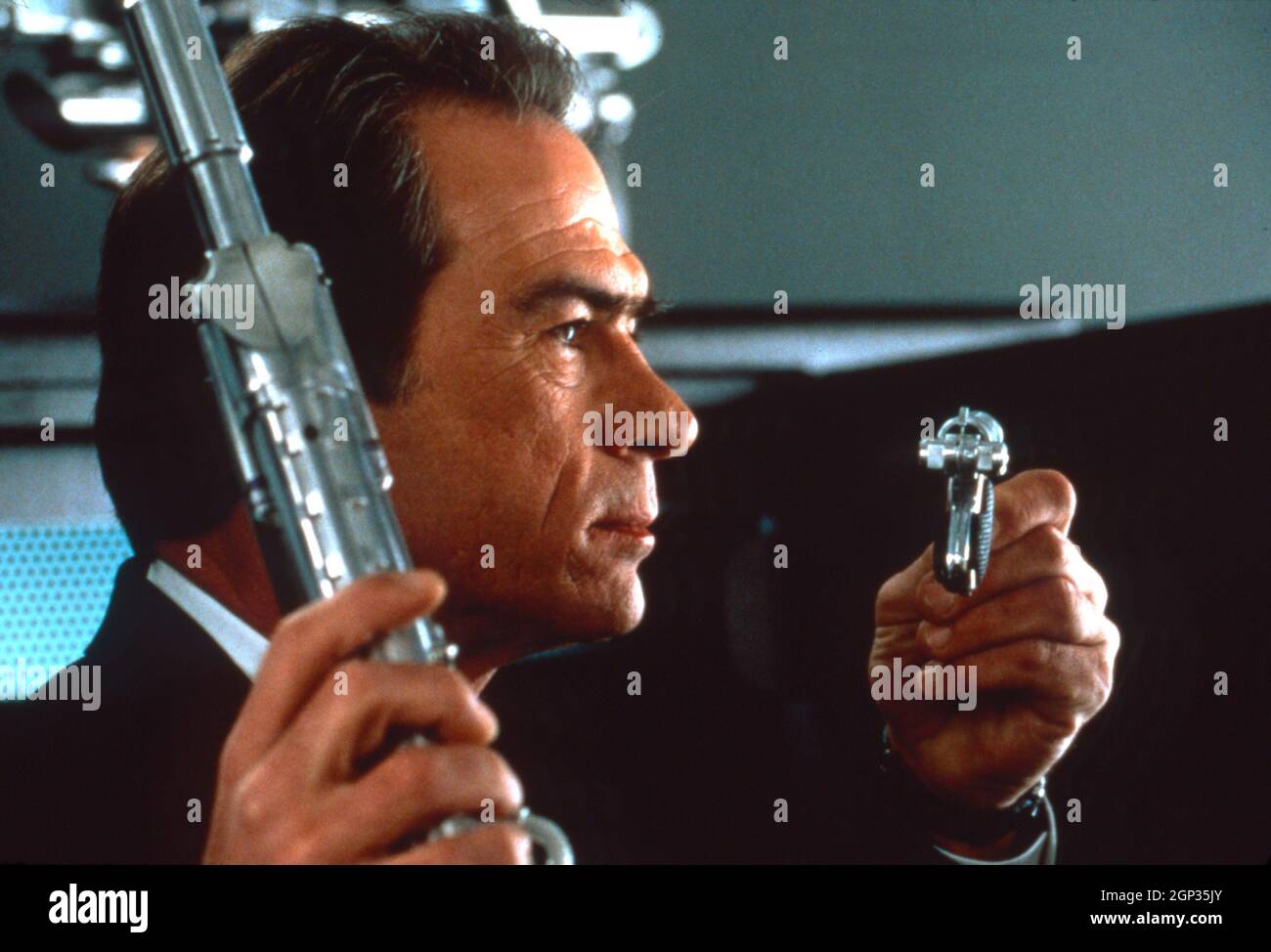 MEN IN BLACK, Tommy Lee Jones, 1997. © Columbia Pictures / Courtesy ...