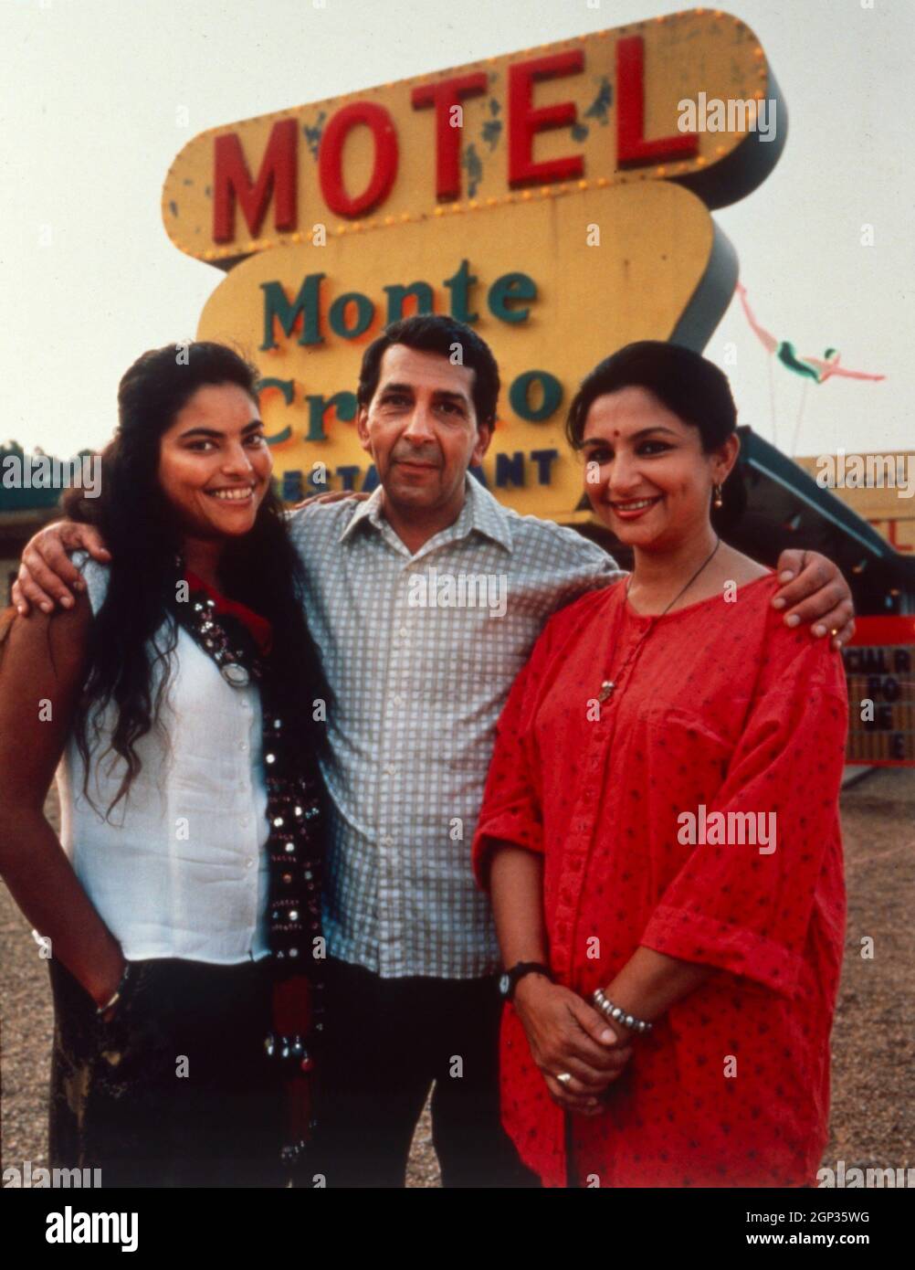 MISSISSIPPI MASALA, from left: Sharmila Tagore, Roshan Seth, 1991. © Samuel Goldwyn Films ...