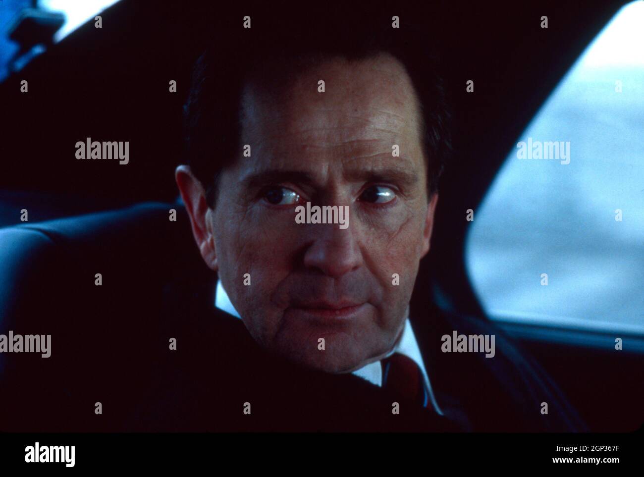 THE MOTHMAN PROPHECIES, Murphy Dunne, 2002. © Columbia Pictures ...