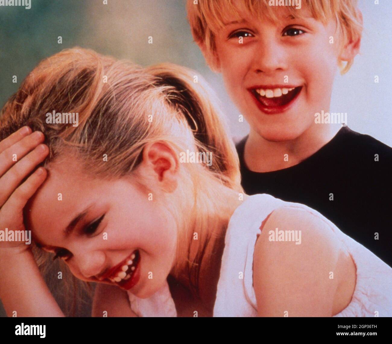 MY GIRL, from left: Anna Chlumsky, Macaulay Culkin, 1991. © Columbia ...