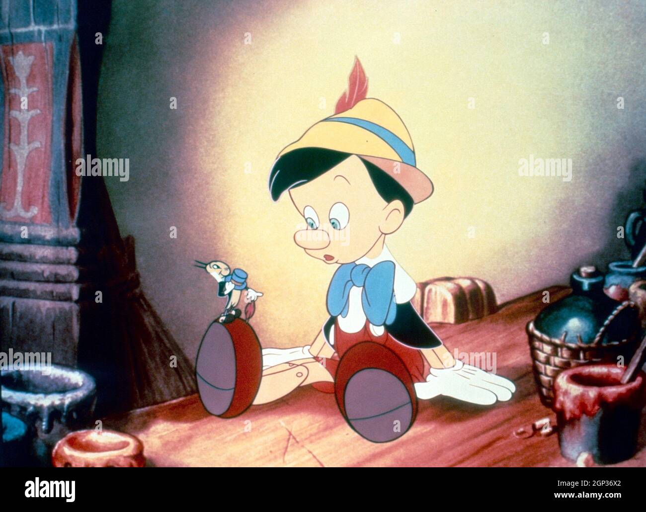PINOCCHIO, from left: Jiminy Cricket,Pinocchio, 1940. ©Walt Disney Co ...