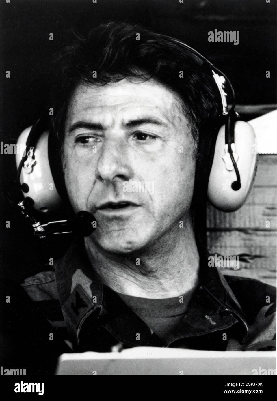 OUTBREAK, Dustin Hoffman, 1995, © Warner Bros/Courtesy Everett ...