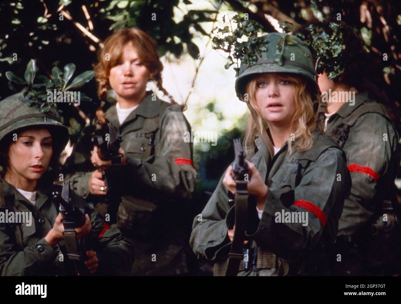 PRIVATE BENJAMIN, from left: Toni Kalem, Mary Kay Place, Goldie Hawn ...