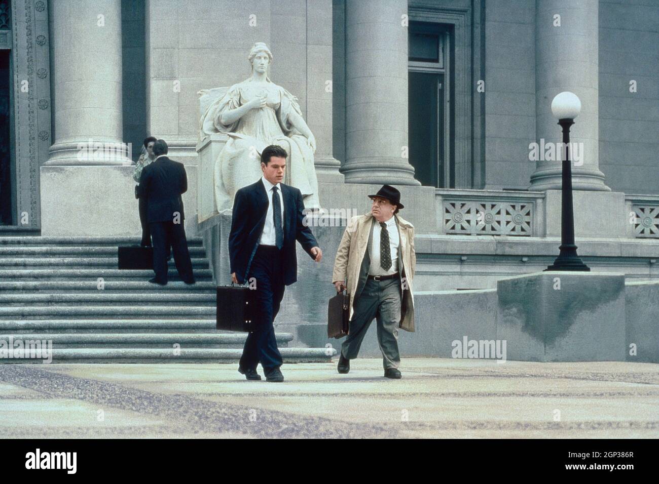 The rainmaker danny devito hi-res stock photography and images - Alamy