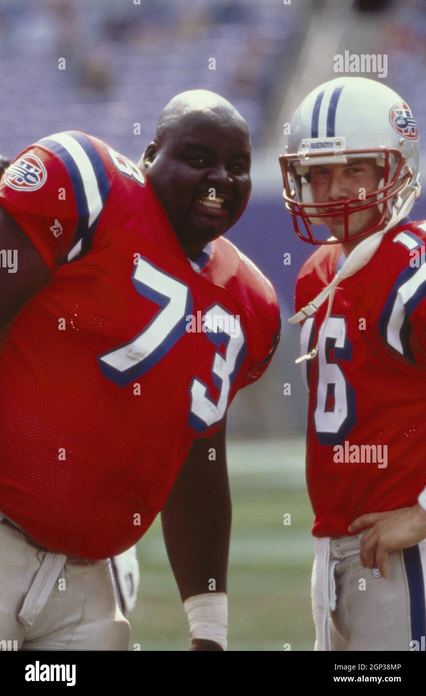 THE REPLACEMENTS, from left: Michael Taliferro, Keanu Reeves, 2000. ph: Ron Phillips / ©Warner ...