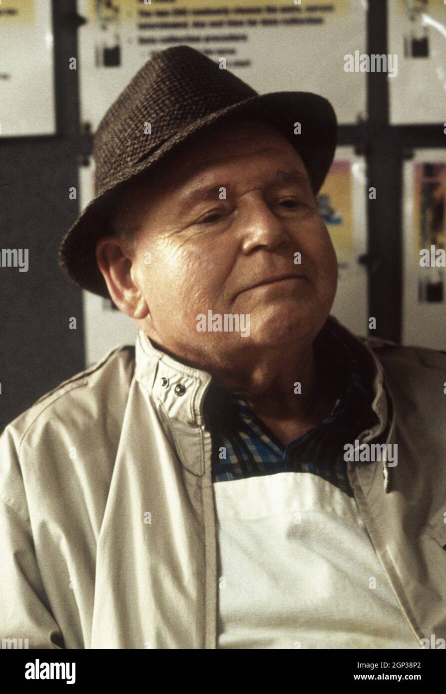 RETURN TO ME, Carroll O'Connor, 2000. ph: Chris Helcermanas-Benge ...