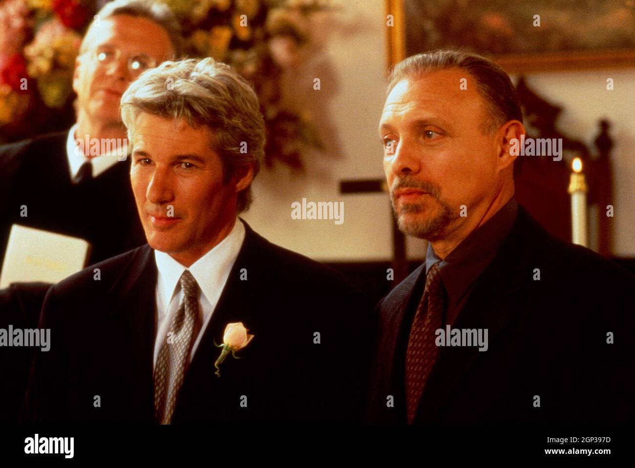 RUNAWAY BRIDE, from left: Richard Gere, Hector Elizondo, 1999 ...