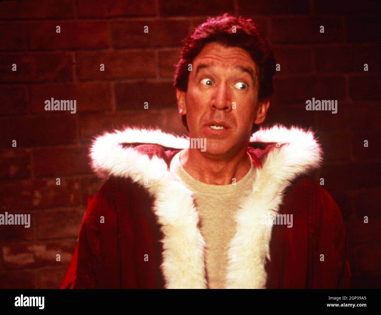THE SANTA CLAUSE 2, Tim Allen, 2002. © Buena Vista / courtesy Everett ...