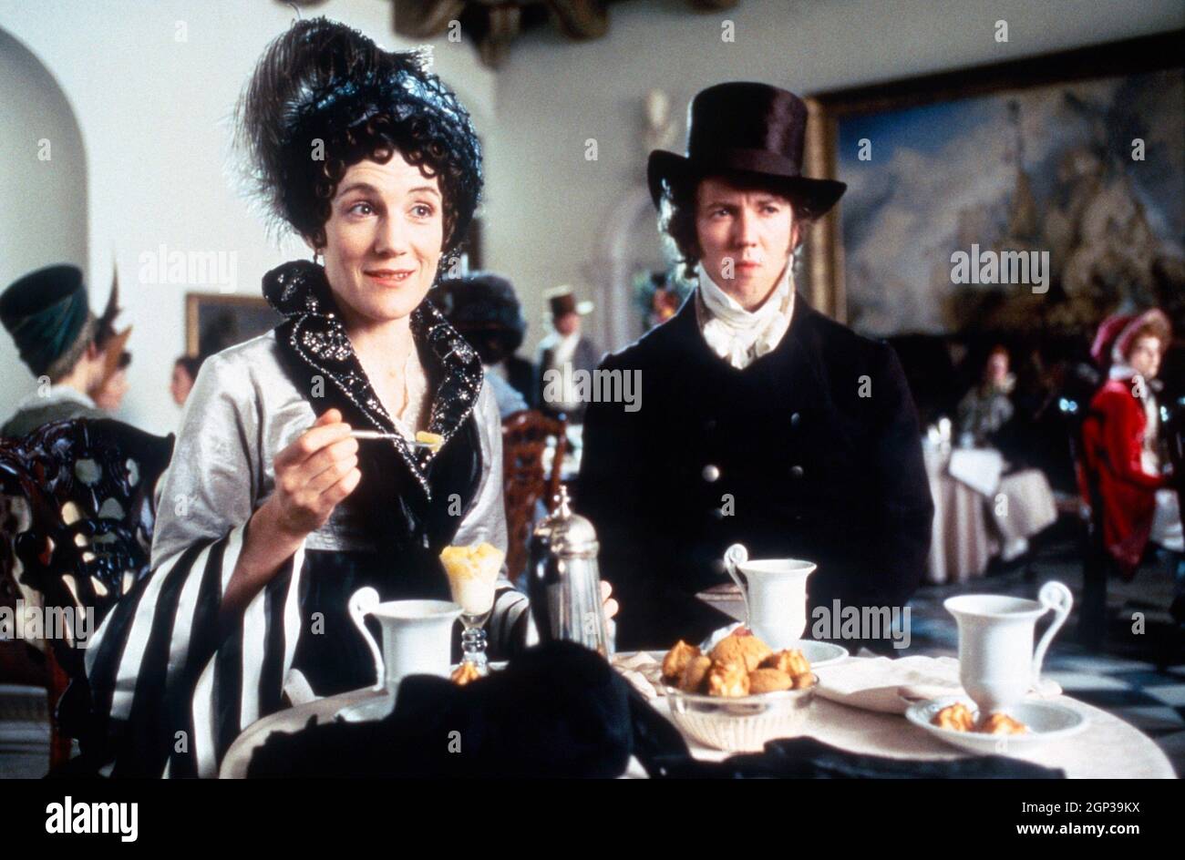 SENSE AND SENSIBILITY, from left: Harriet Walter, Richard Lumsden, 1995 ...