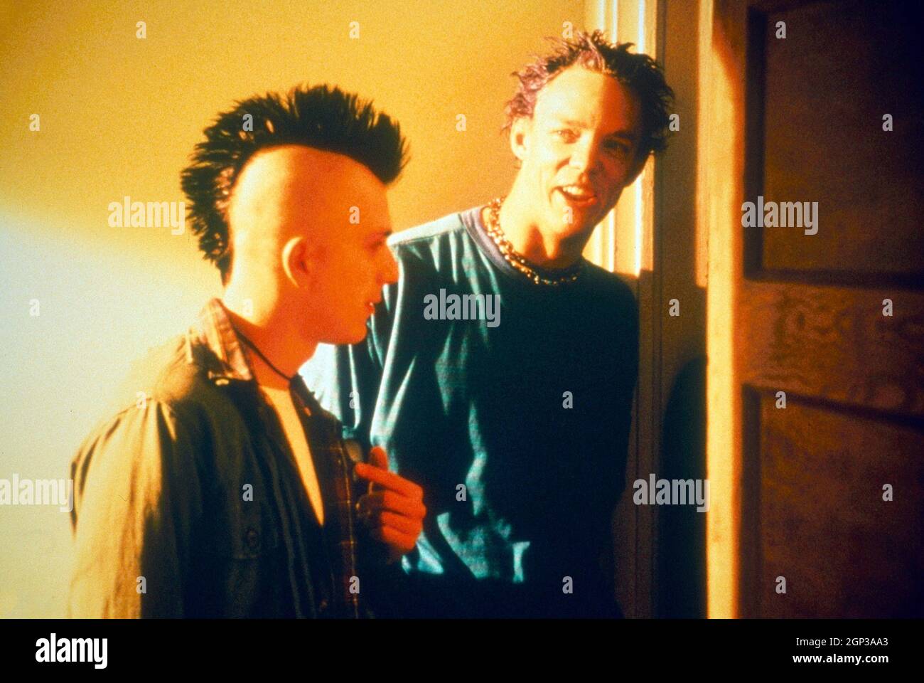 SLC PUNK!, from left: Michael A. Goorjian, Matthew Lillard, 1999. ph ...