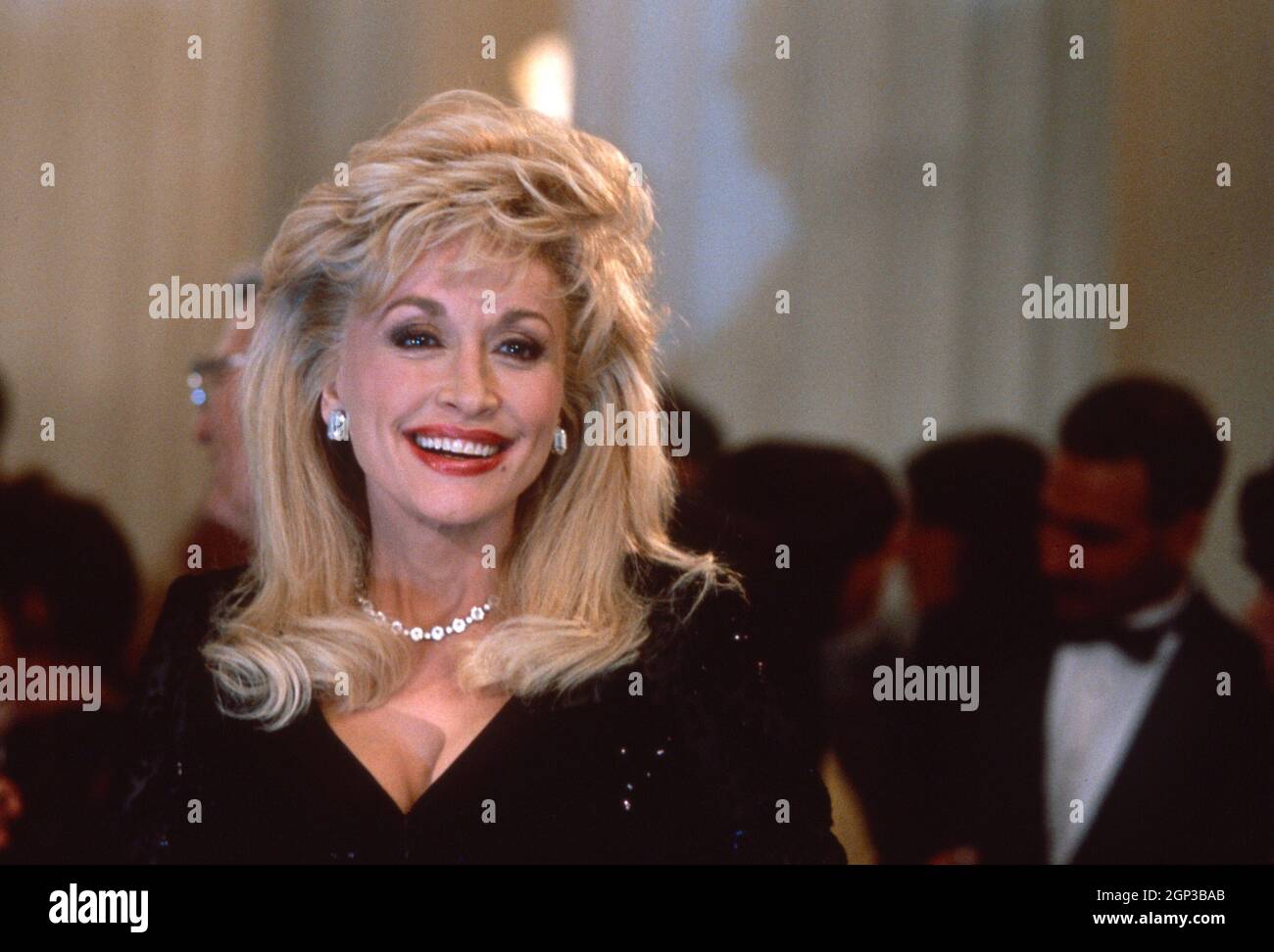 STRAIGHT TALK, Dolly Parton, 1992. ph. Don Smetzer / © Buena Vista ...