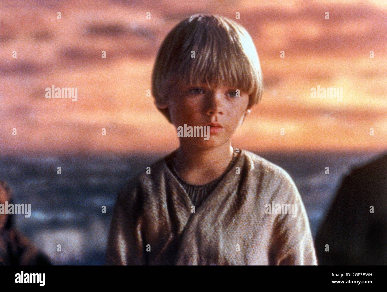 STAR WARS: EPISODE 1-THE PHANTOM MENACE, Jake Lloyd as Anakin Skywalker ...