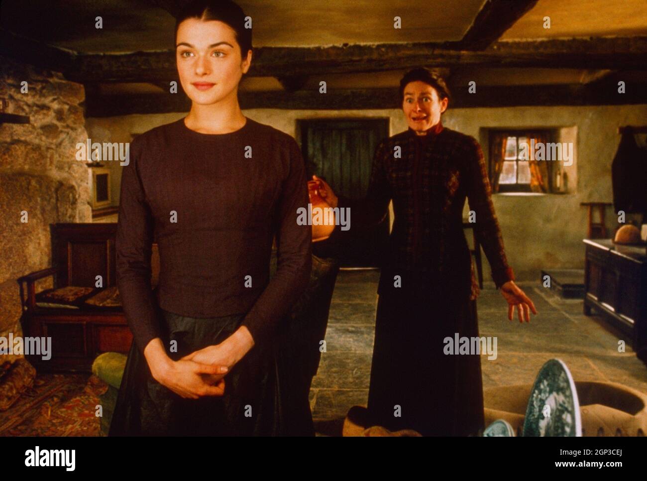 SWEPT FROM THE SEA, from left: Rachel Weisz, Fiona Victory, 1997. ph ...