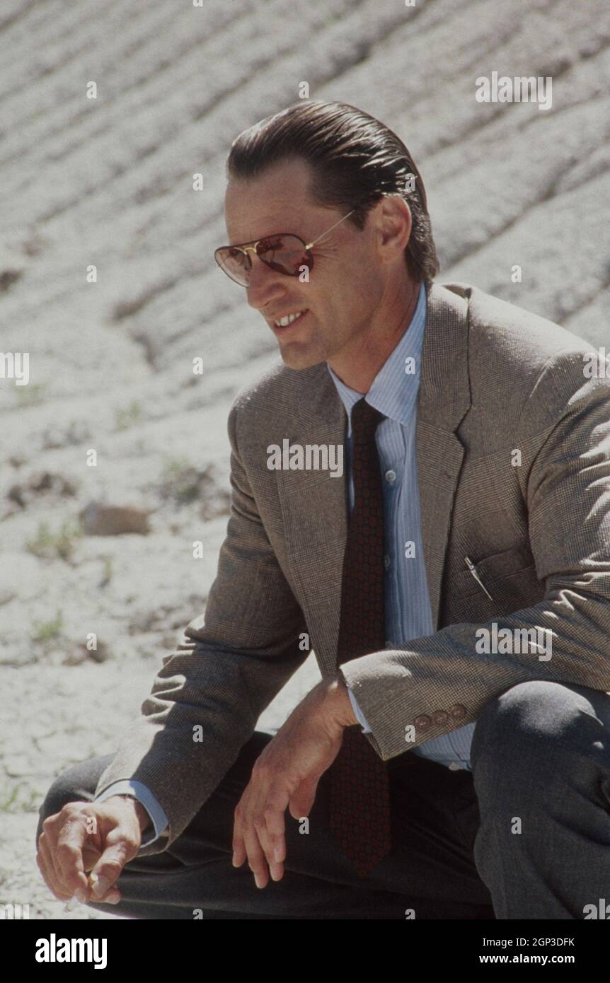 THUNDERHEART, Sam Shepard, 1992. ph: Elliott Marks / ©TriStar Pictures ...