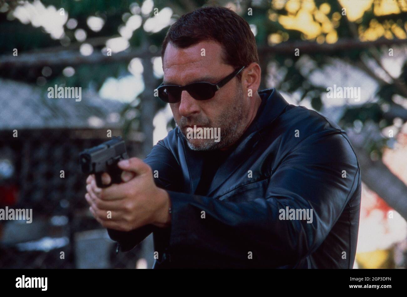 TICKER, Tom Sizemore, 2001. ph: Tom Vollick / © Artisan Entertainment ...