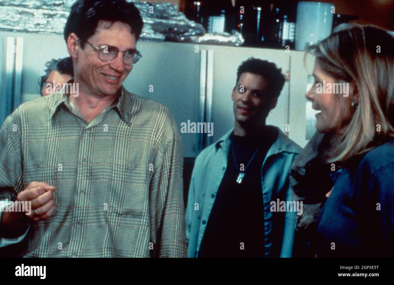 TREMORS II: AFTERSHOCKS, (aka TREMORS 2: AFTERSHOCKS), from left ...