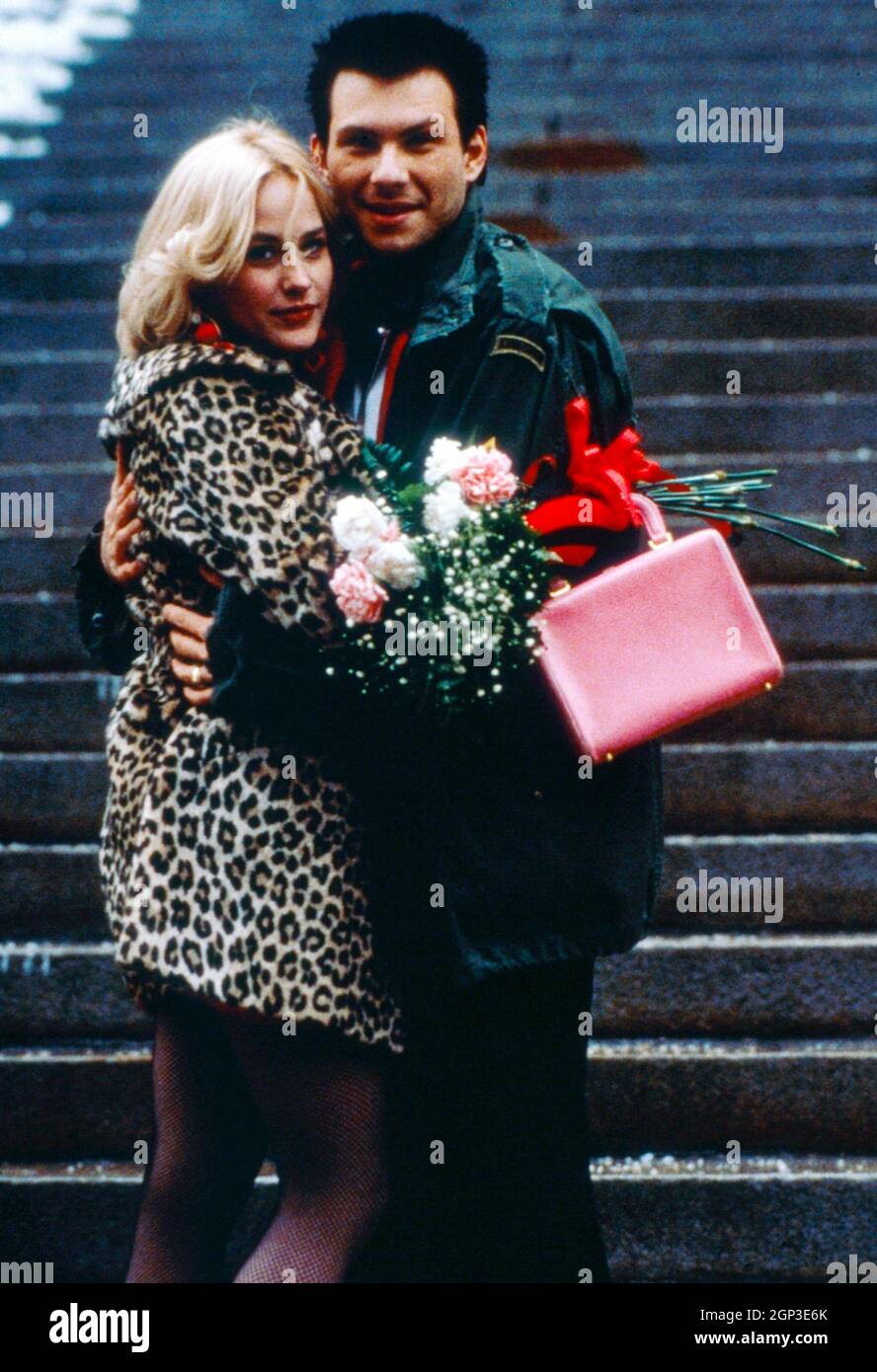 TRUE ROMANCE, from left: Patricia Arquette, Christian Slater, 1993. ph ...