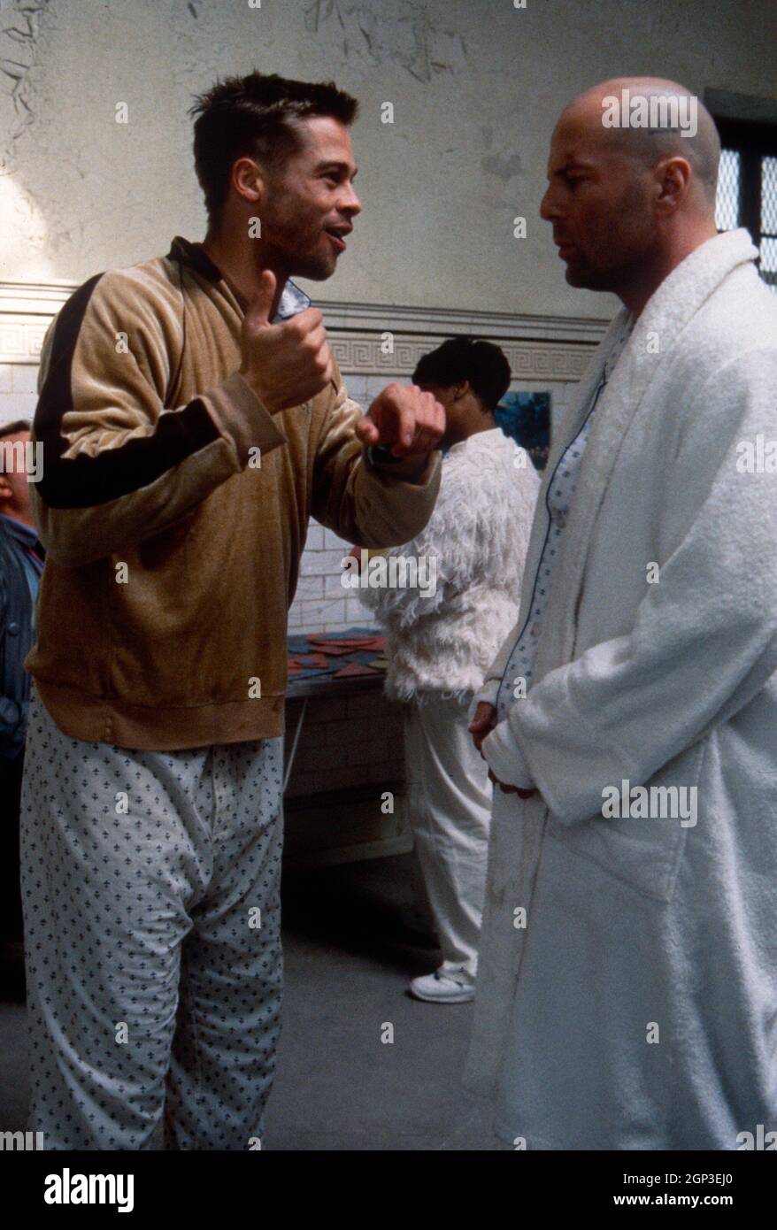 TWELVE MONKEYS, from left: Brad Pitt, Bruce Willis, 1995. ph: Phillip ...