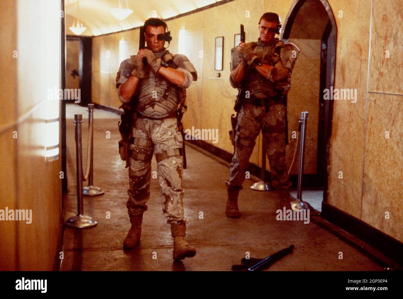 UNIVERSAL SOLDIER, from left: Jean-Claude Van Damme, Dolph Lundgren ...